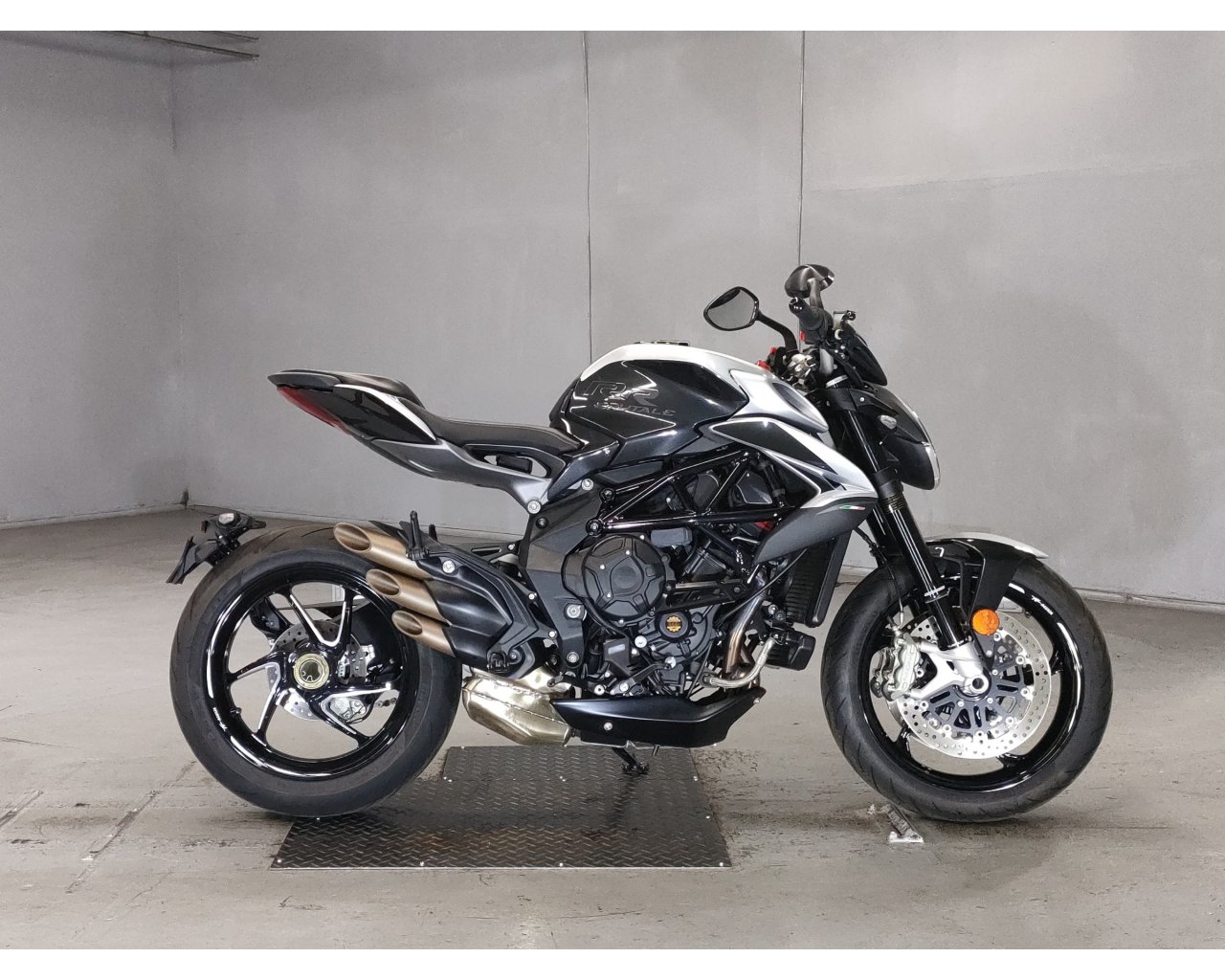 ridebusiness@gmail.com +7 (499) 705 15 89